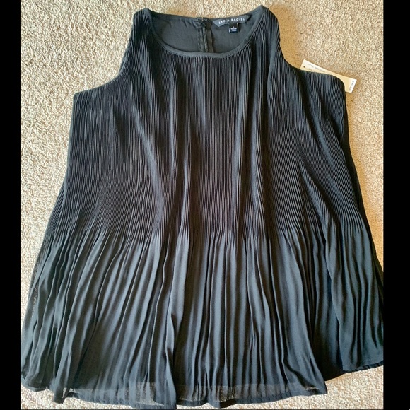 Zac & Rachel | Tops | Zac And Rachel Pleated Top Blouse | Poshmark